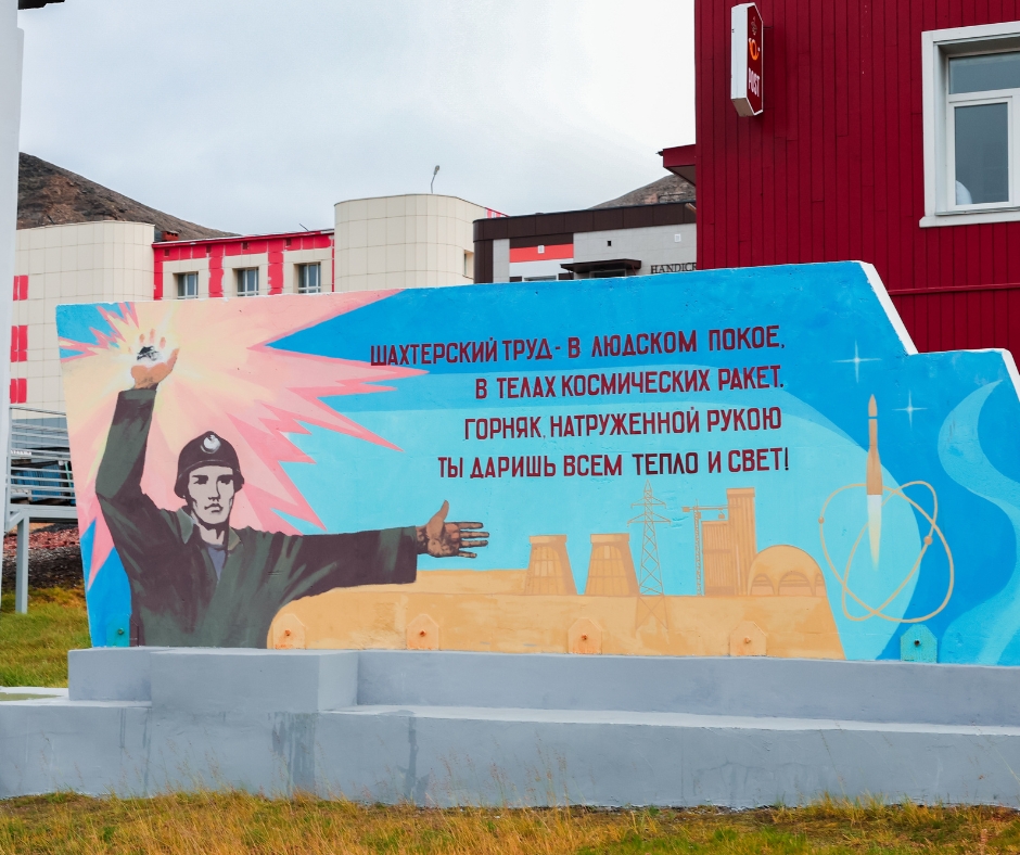 Barentsburg, Svalbard | Russian Mining Town in the Arctic