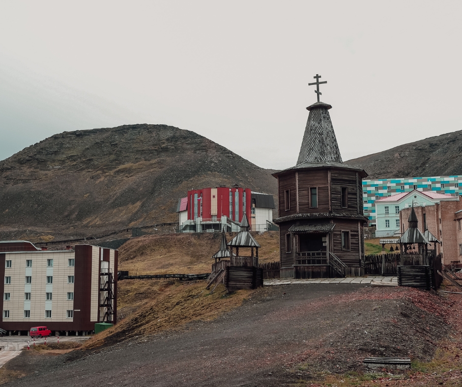Barentsburg, Svalbard | Russian Mining Town in the Arctic